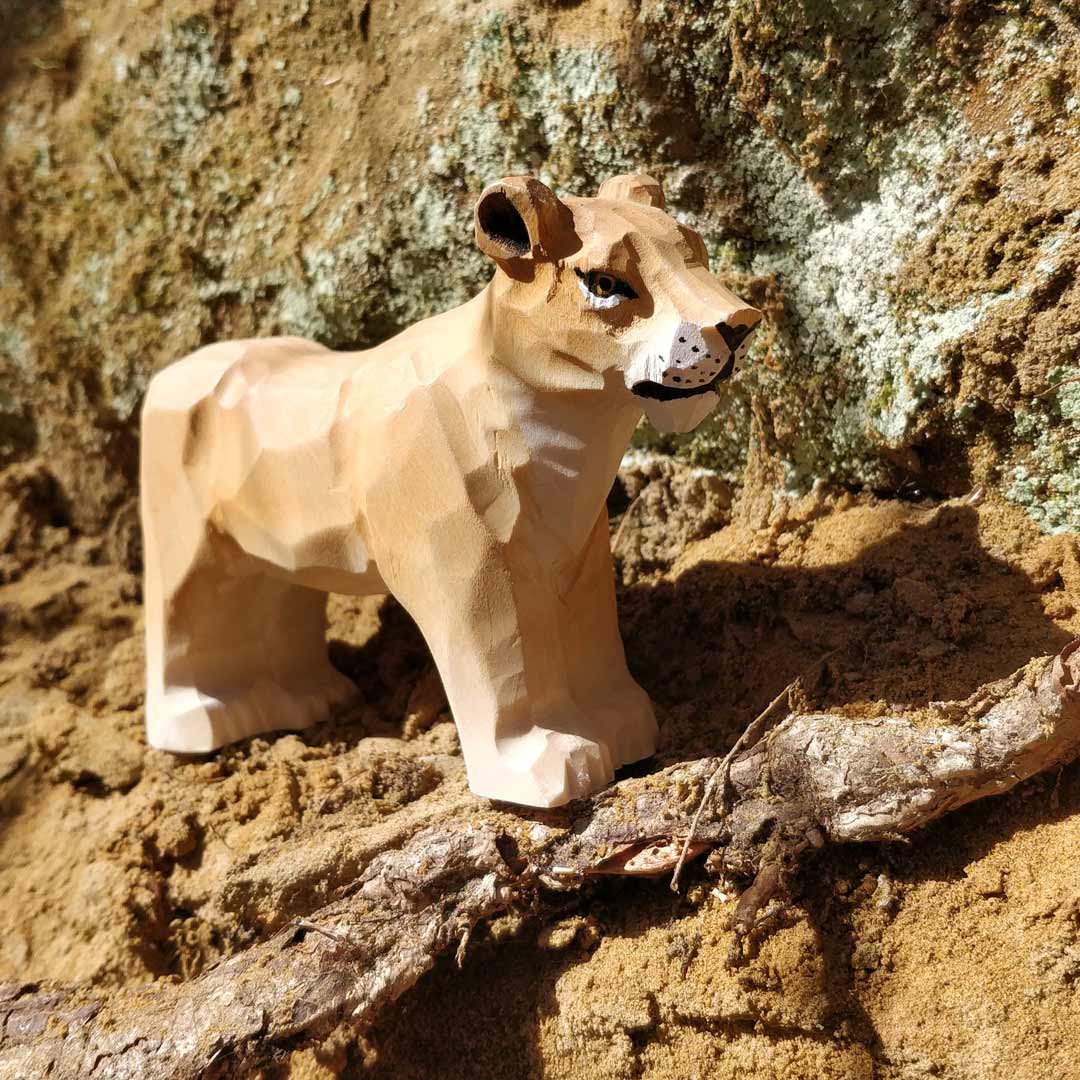 Wudimals Lioness Handmade Wooden Toy — Professor Plums